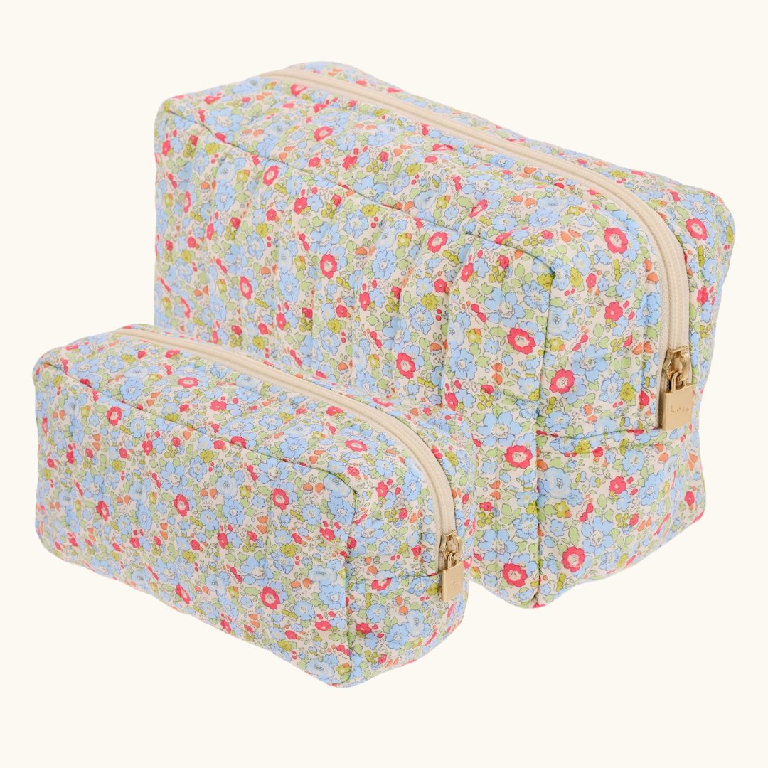 Toilettaske Betsy Ann Light Blue i Liberty stof– Bon Dep | Køb hos ...